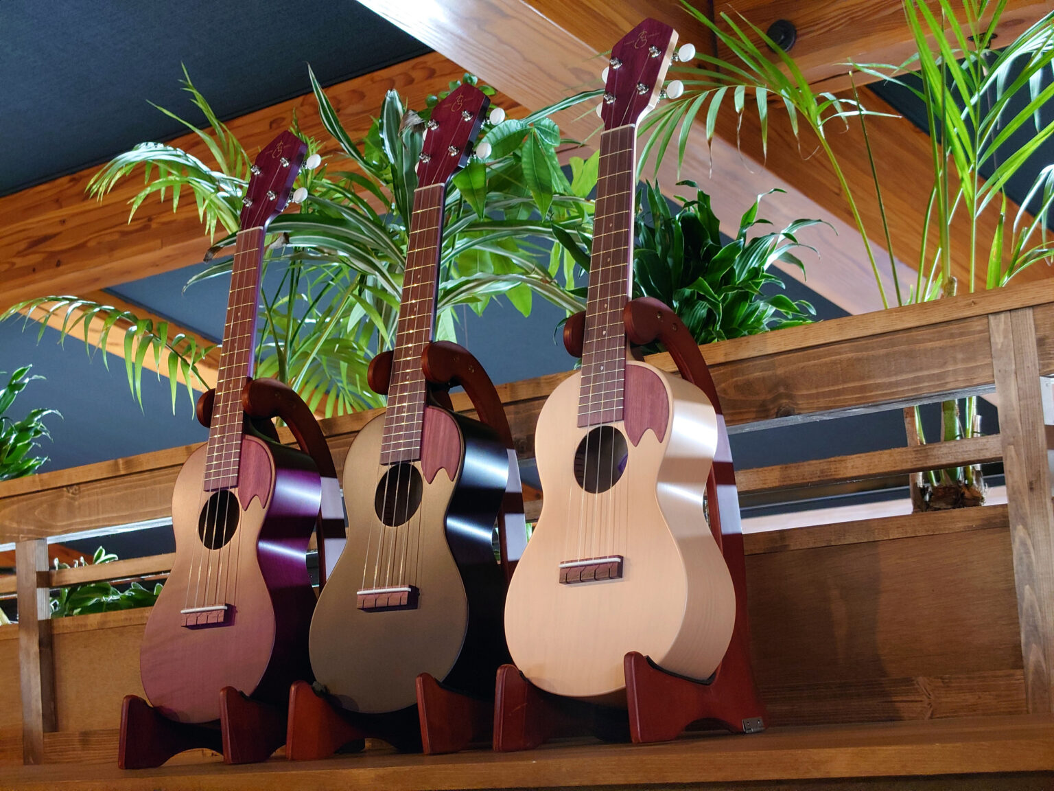 SUC-YOZAKURA | Deviser ｜株式会社ディバイザー｜長野県松本市のギターメーカー