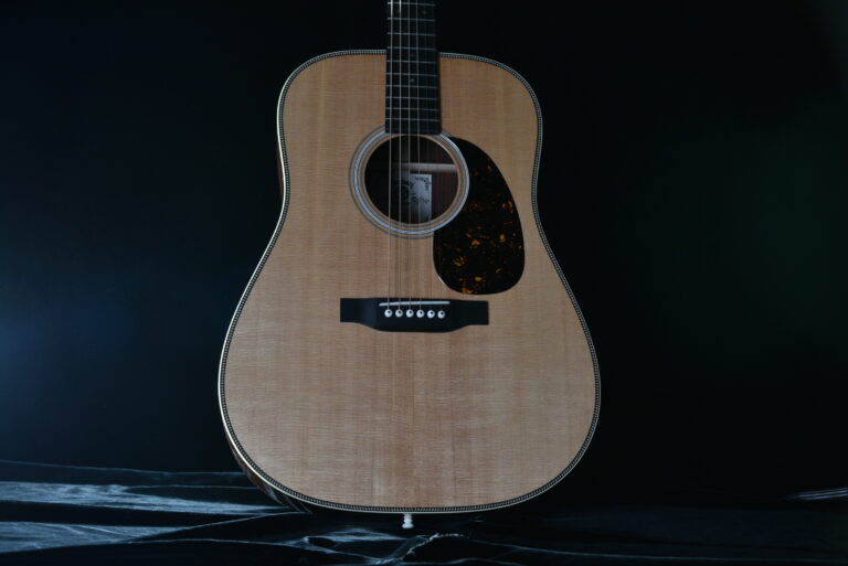 ディバイザーワンデイ 】45年の熟成。「古材」スプルースモデル | Deviser ｜株式会社ディバイザー｜長野県松本市のギターメーカー