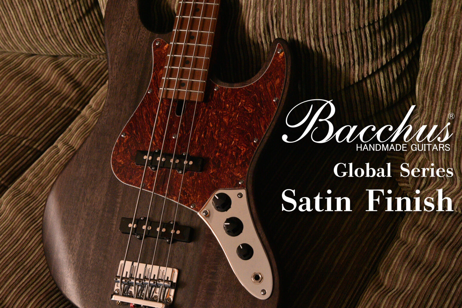 【新カラー追加！】”サテンフィニッシュ”ってどんな手触り？ | Deviser ｜株式会社ディバイザー｜長野県松本市のギターメーカー