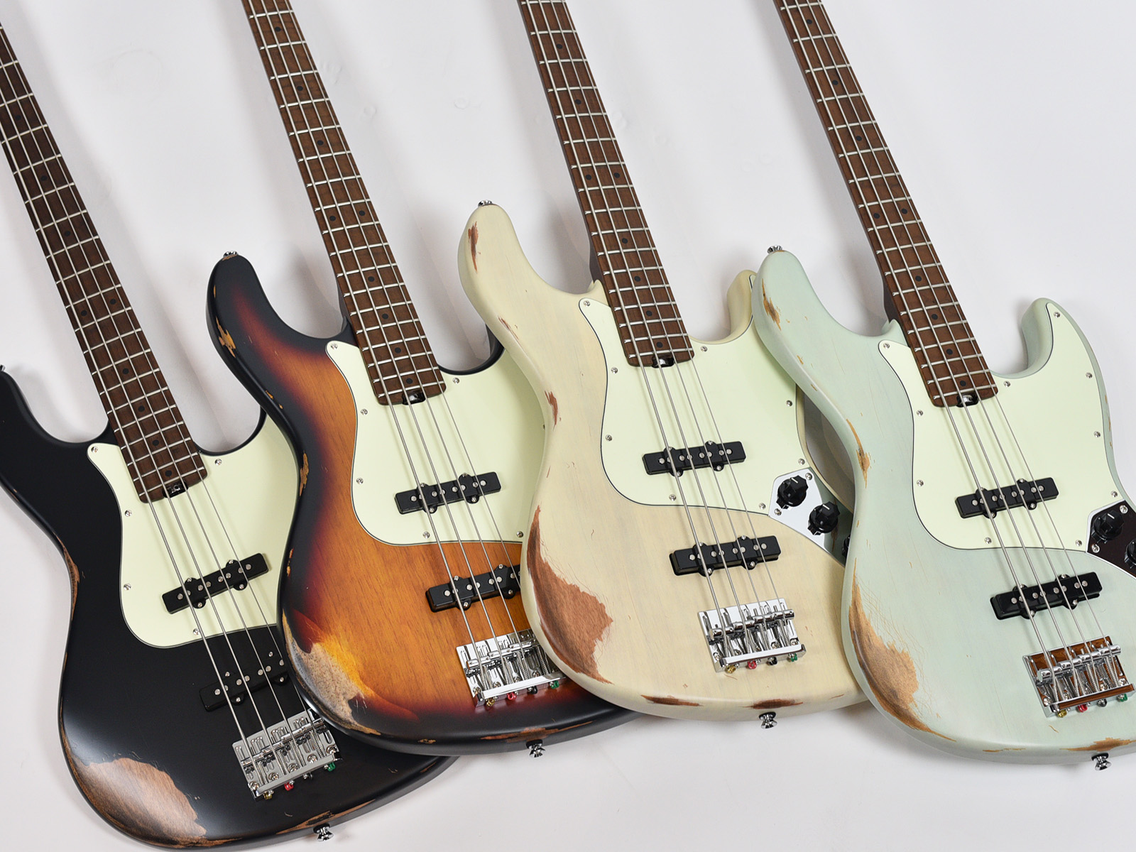 Bacchus Global シリーズにAGEDモデルが仲間入り！ | Deviser ｜株式会社ディバイザー｜長野県松本市のギターメーカー