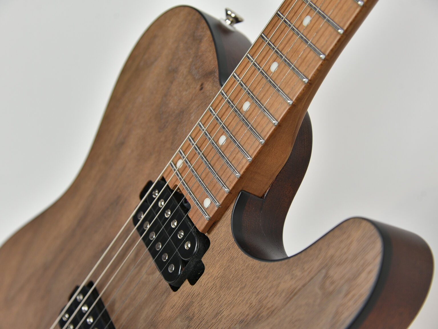 Bacchus JTシリーズから「TACTICS24」モデルが登場！【ディバイザー大商談会2024】 | Deviser ｜株式会社ディバイザー｜長野県松本市のギターメーカー