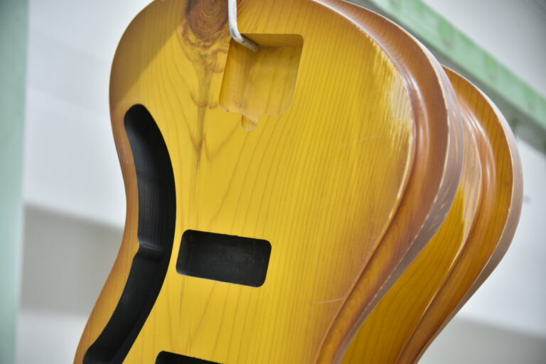 赤松ギタープロジェクトの原点へ！装い新たなSURF BREAKER & 赤松ROSETTEEも初登場【#ディバイザーワンデイ】 | Deviser ｜株式会社ディバイザー｜長野県松本市のギターメーカー